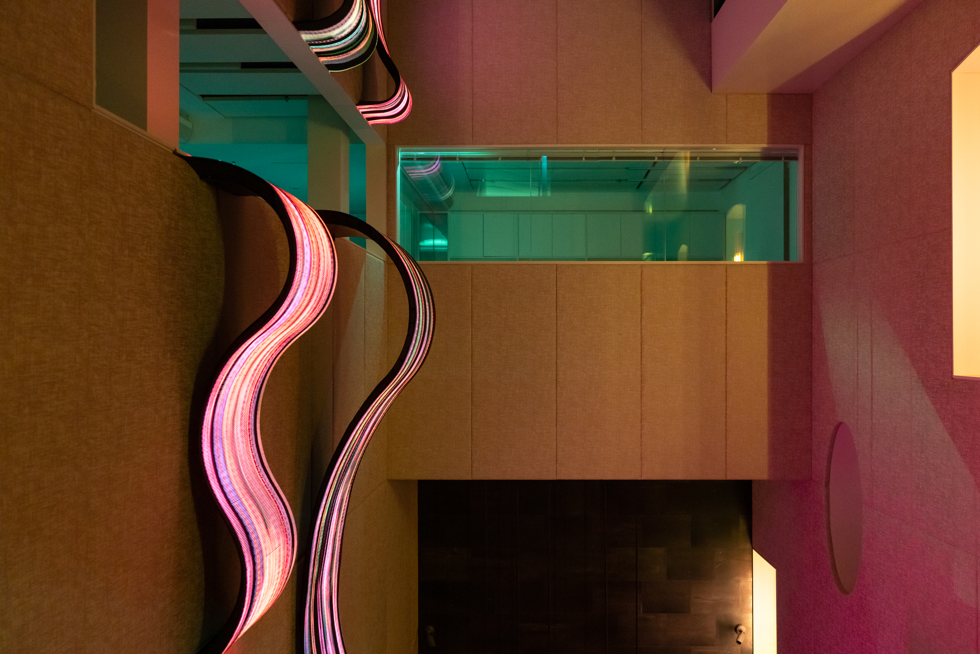 Studio Daniel Canogar